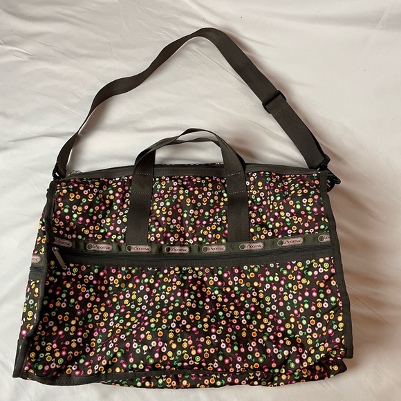Lesportsac | Bags | Lesportsac Large Weekender | Poshmark